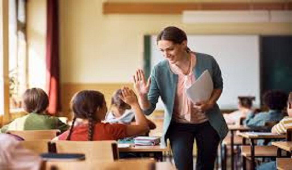 Building a Positive Classroom: 7 Key Strategies for Student Behavior ...